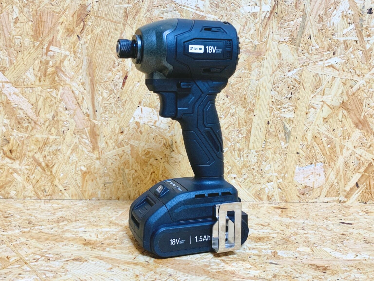 DIYには」十分すぎる性能。】ID-180Dレビュー_DCM充電式18Vインパクトドライバ - 電動工具なび